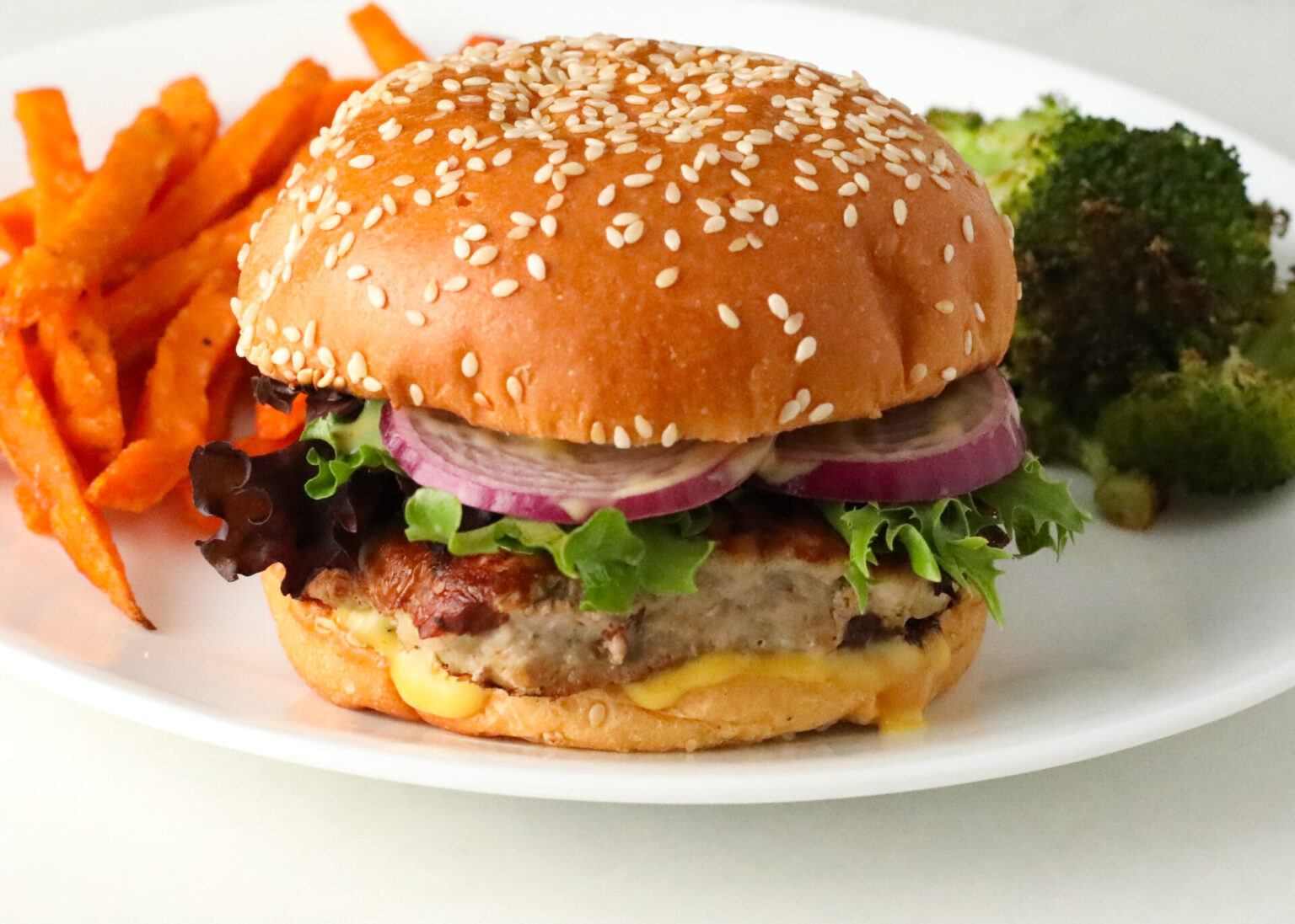 Turkey Burgers with Avocado | Whole30 Paleo Gluten-free Dairy-Free