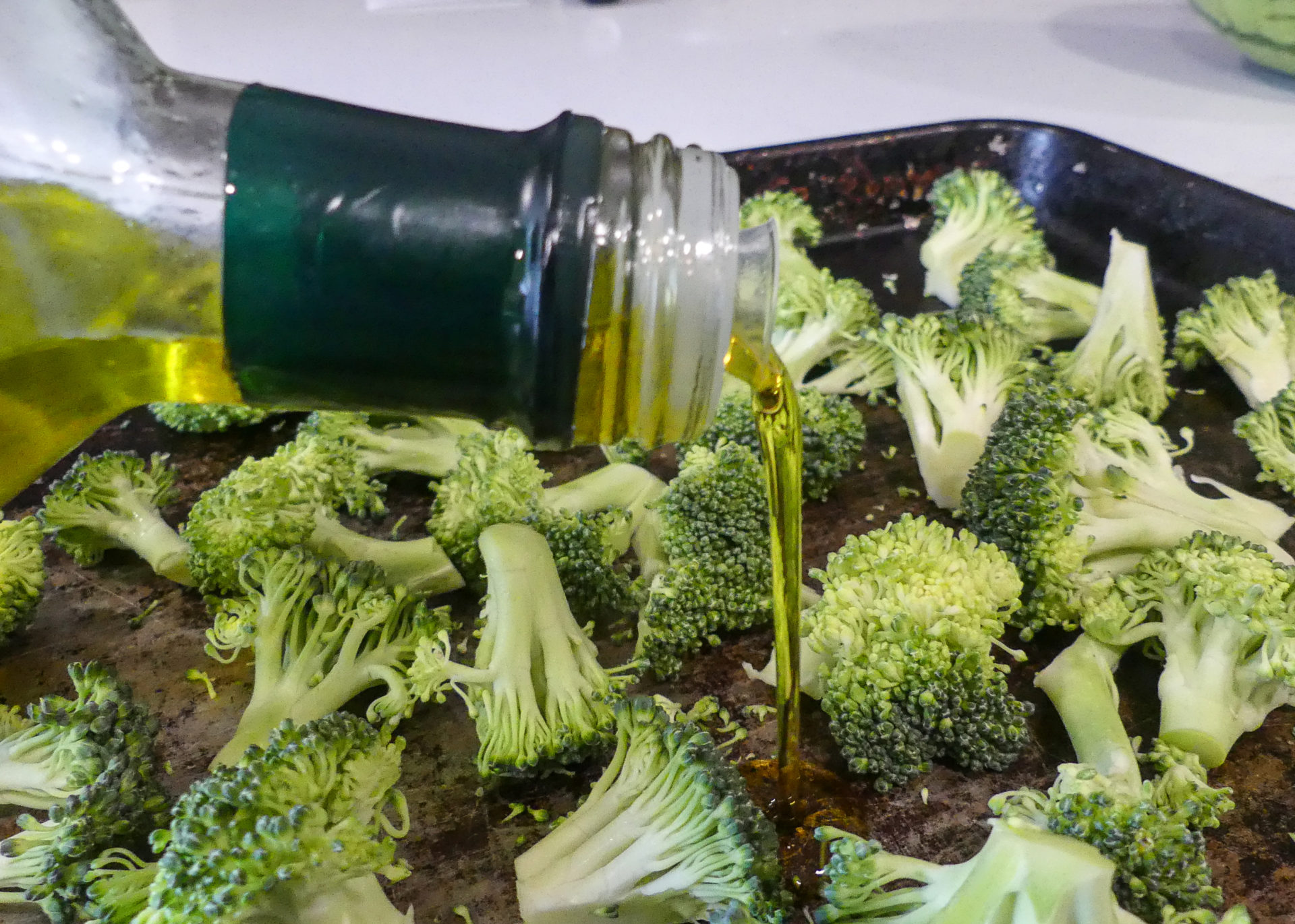 Crispy Oven-Roasted Broccoli with Lemon and olive oil