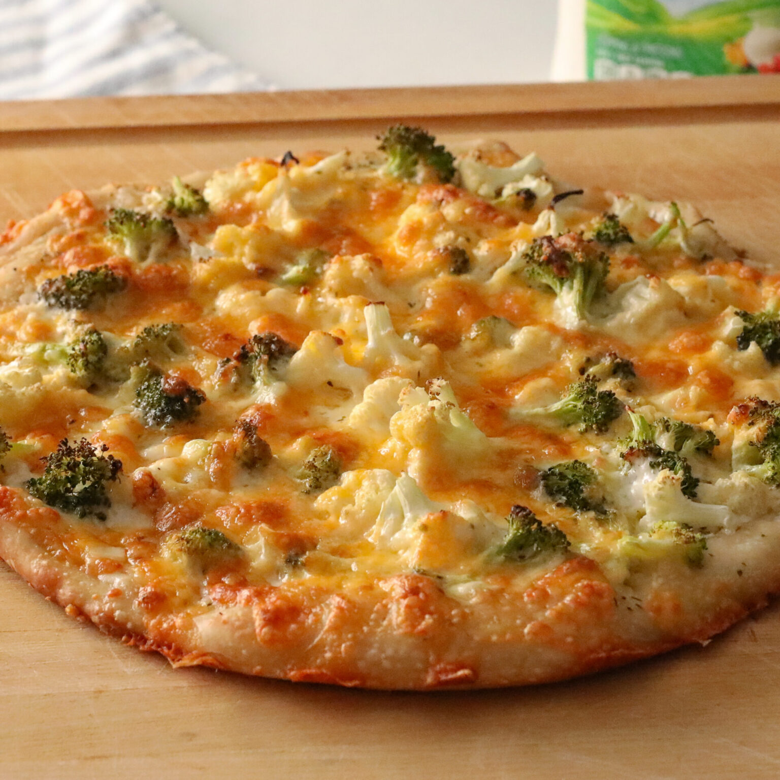 Easy Broccoli and Cauliflower Ranch Pizza Recipe